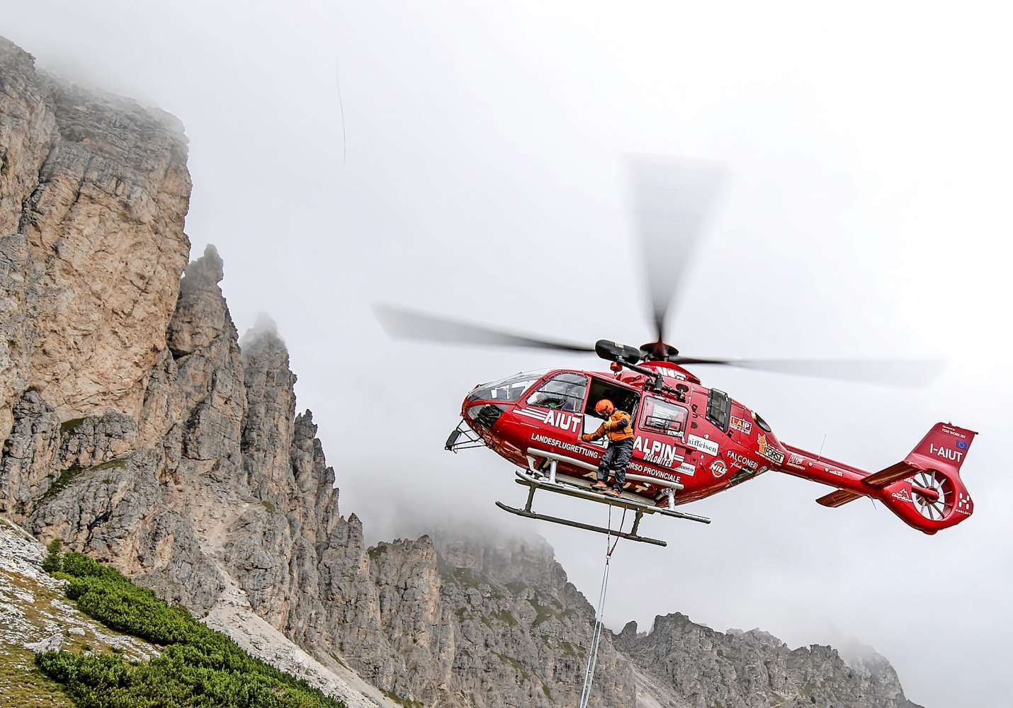 Nutizies dal Aiut Alpin Dolomites - La Usc di Ladins - Plata dla Union ...