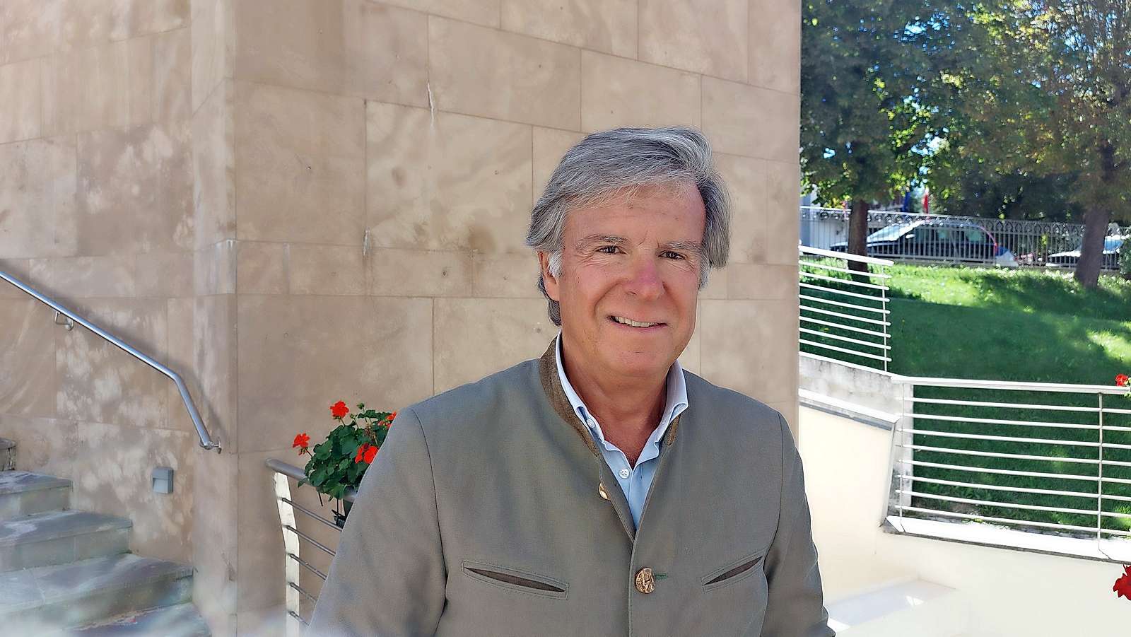 I Śoghe par dute - La Usc di Ladins - Plata dla Union Generela di ...