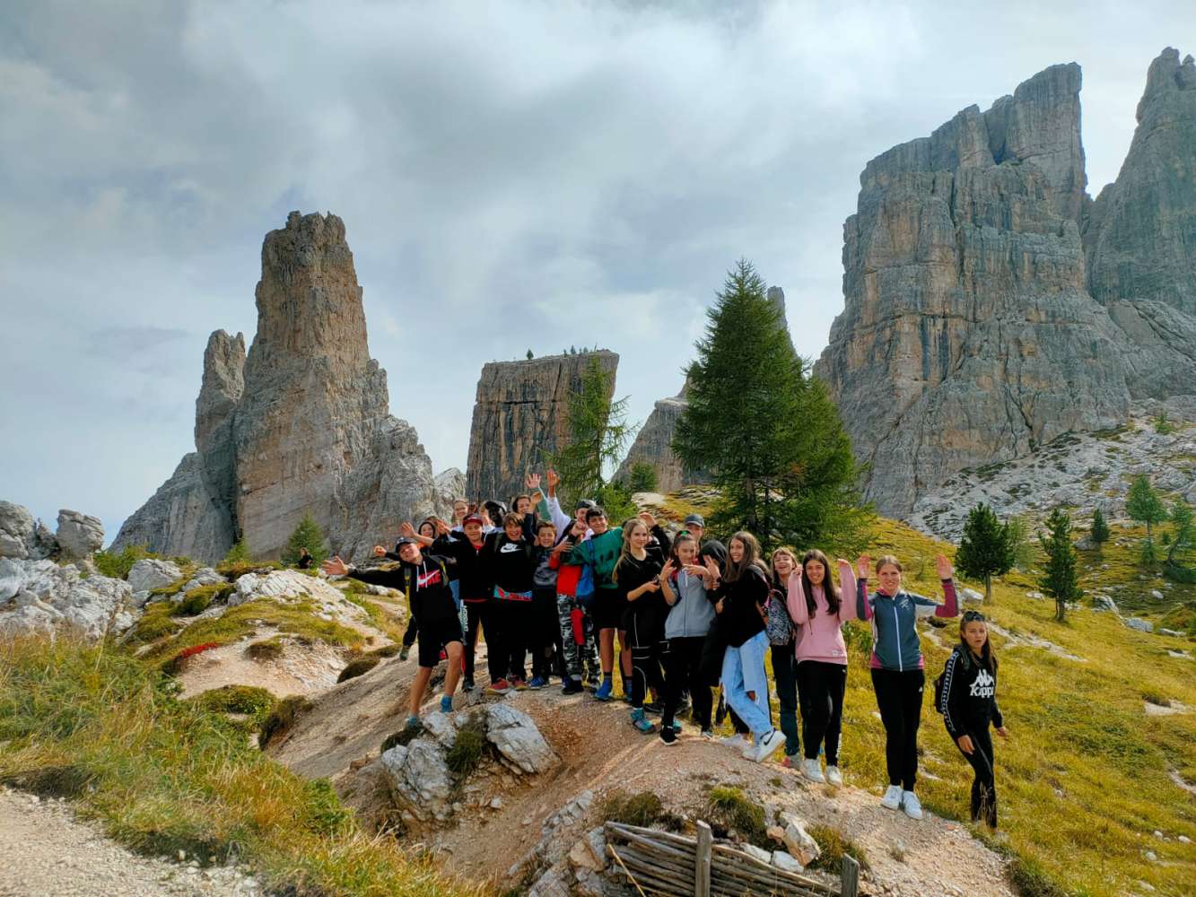 La mesana d'Al Plan en jita da d'altonn - La Usc di Ladins - Plata dla ...