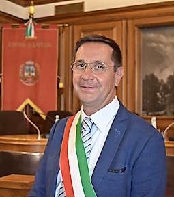 Da un comun a chel outro - La Usc di Ladins - Plata dla Union Generela ...