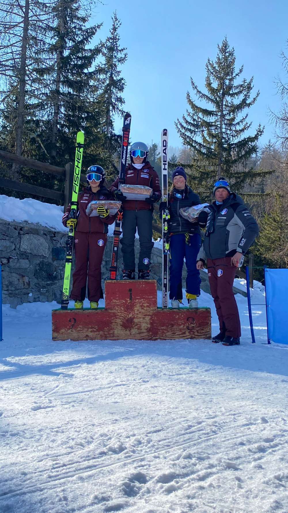 Ladines d'or a Pila - La Usc di Ladins - Plata dla Union Generela di ...
