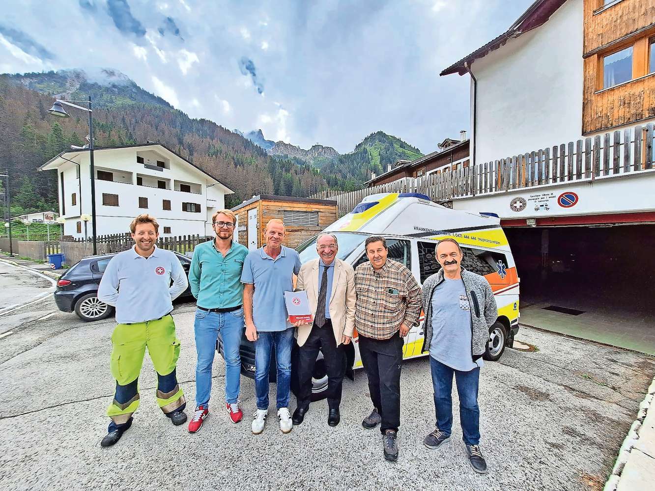 L comisar de la Uls 1 Dolomiti Giuseppe Dal Ben n vijita nta Fodom - La ... L comisar de la Uls 1 Dolomiti Giuseppe Dal Ben n vijita nta Fodom - La ...
