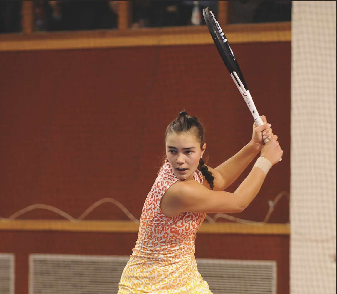 Tennis: Laura Mair ora te doi set te Sëlva - La Usc di Ladins - Plata ...