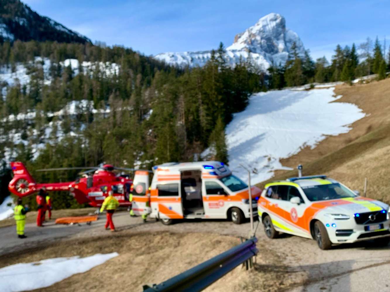San Martin: Esplojiun cun ferí - La Usc di Ladins - Plata dla Union ...